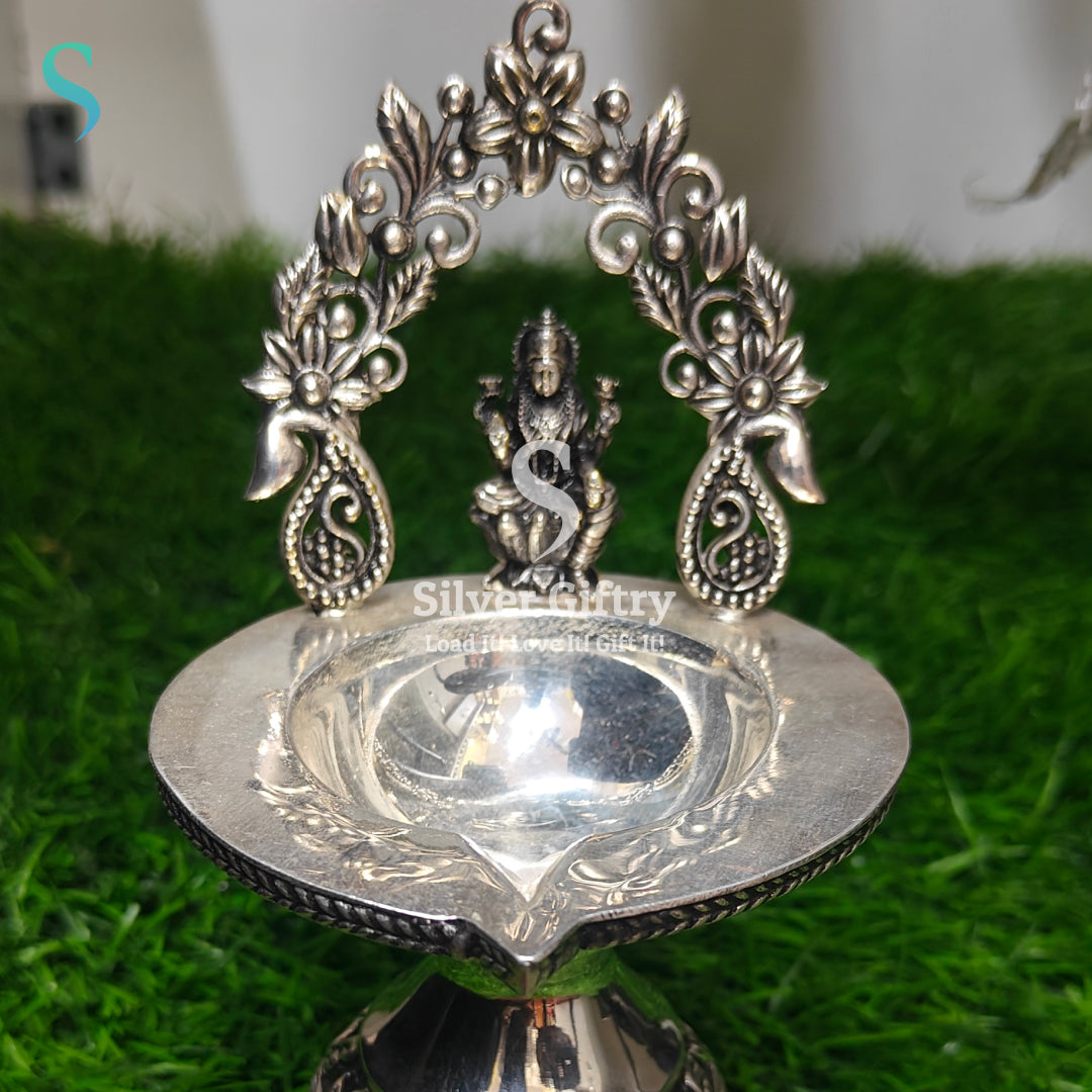 Antique Lakshmi kamakshi 6" Floral Arch – Silver Giftry