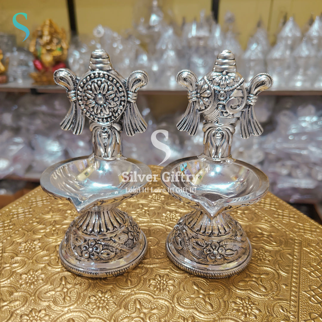 Antique shanku and chakra diya 5" pair – Silver Giftry